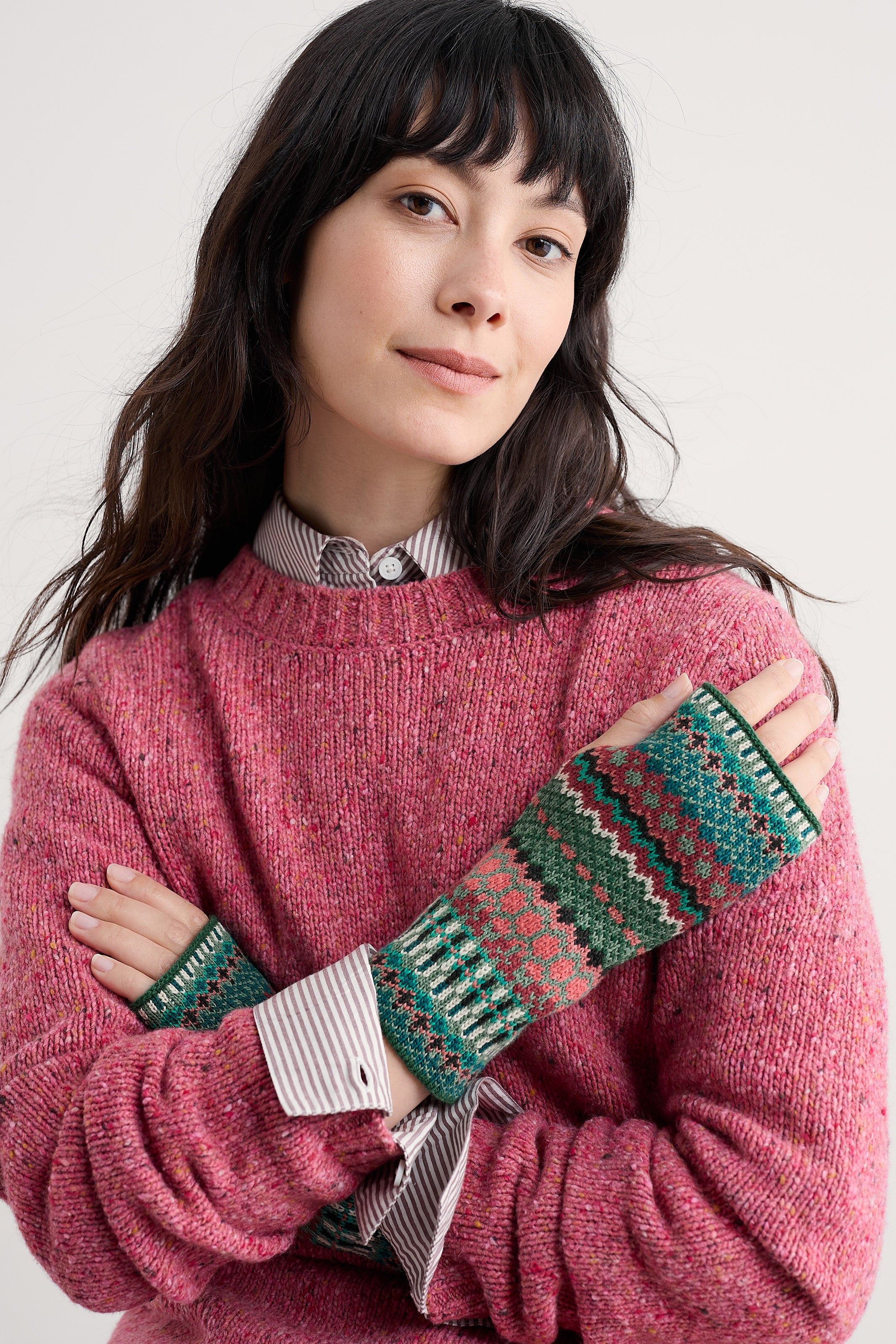 Seasalt Malva Fingerless Mittens - Weaving Needle Dark Forage – Potters of Buxton